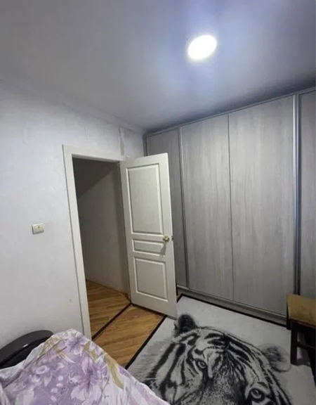 Продаётся квартира мирабадский район 3/2/4 ГУВД
