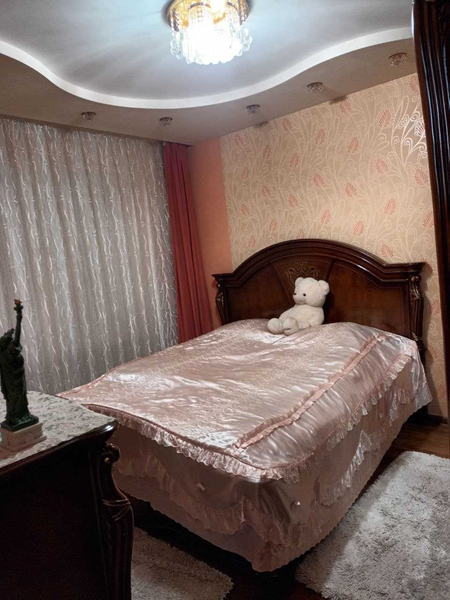 (К128743) Продается 4-х комнатная квартира в Мирзо-Улугбекском районе