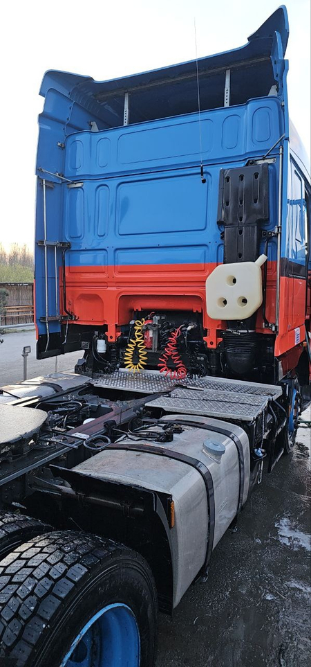 Daf evro 5 2011 yil pritsep Schmitz yili 2008 probeg 1mln 450ming