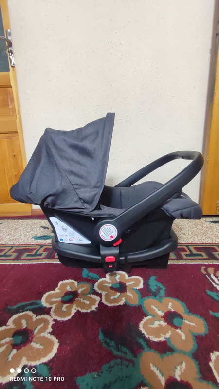 Продаётся детская коляска Luxmom