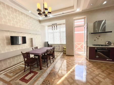 Сдается в аренду 2 ком.квартира 116 м.кв м.Ойбек Новостройка