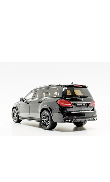Mercedes Benz GLS AMG 1:18 GT Spirit