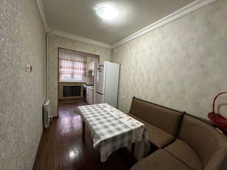 Аренда квартиры  Гостиница Россия 2в3ком.1этаж.4этажка