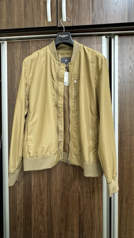 Куртка коричневая H&M
