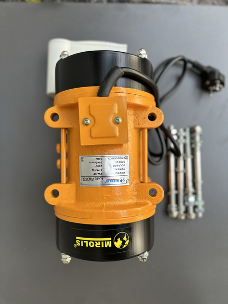 Vibrator plashadochni