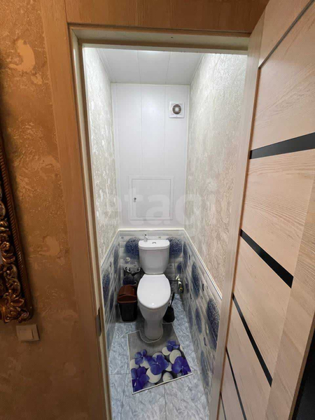Срочно продаётся 3х Комнатная квартира в центре на первом этаже