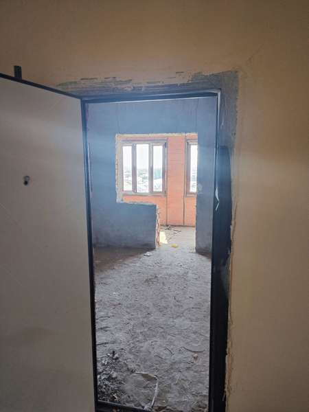 Срочно продаётся 1 комнатная в новостройке Азия Хаус.