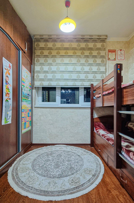 Продаётся на Карасу-1 3ком