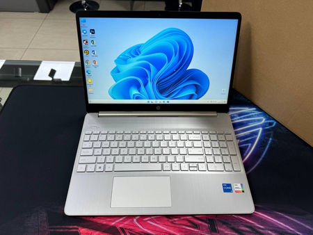HP Laptop Gold Intel Core-i5 12-Pakaleniya Ozu-8GB DDR4 SSD-512GB