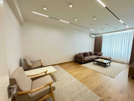 Продается  жк < ORIENT HOUSE  » 2/6/7 ул. oш