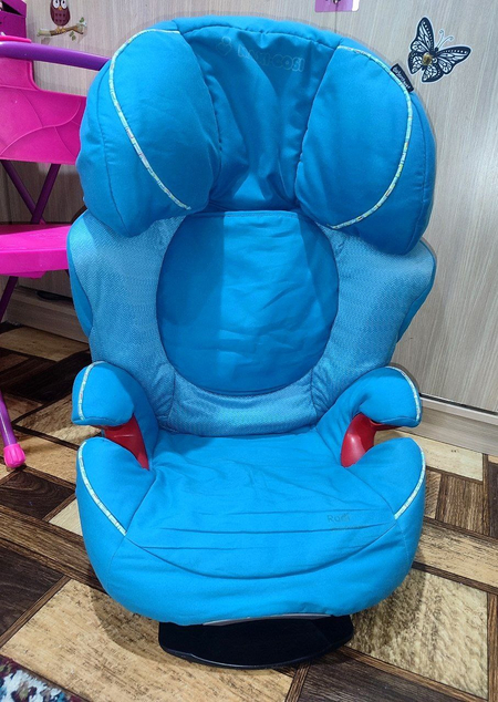 Автокресло детское maxi Cosi