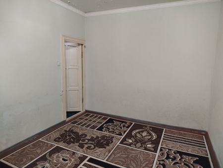 1 xona 2 xonali qilingan kvartira faqat oilaga beriladi