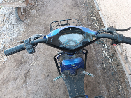 Moto Skuter Sotiladi