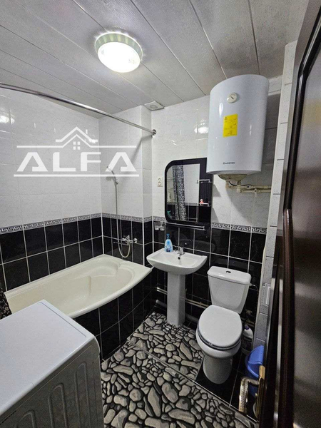 3 xonali 85m² 2-qavat sotiladi.