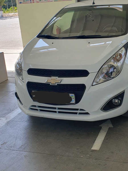 Chevrolet spark sotiladi