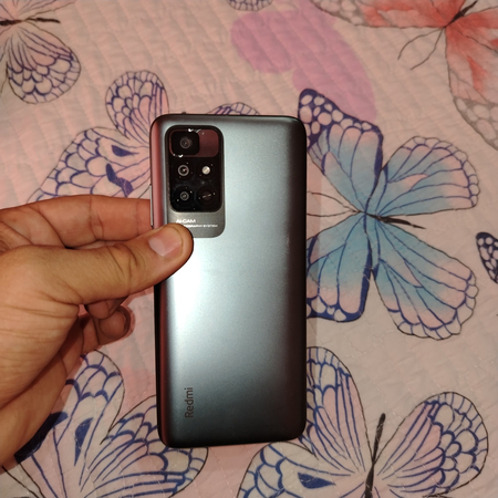 Mi 11 состояние норма 128 gb.