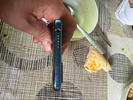 Telefon sotiladi