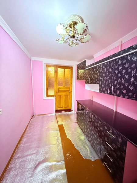 Продается 2 ком. Квартира на 2 этаже площадью 55 кв.м. В Саттепо
