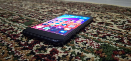 Iphone se 3 (2022) hammasi radnoy