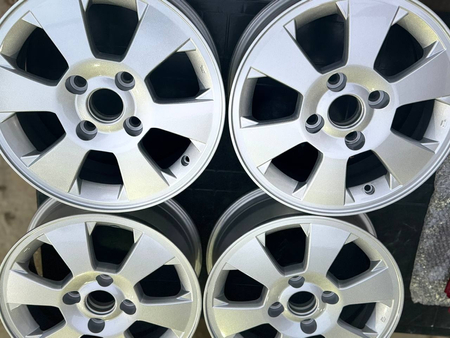 Jentra diska original R-15 razmer.
