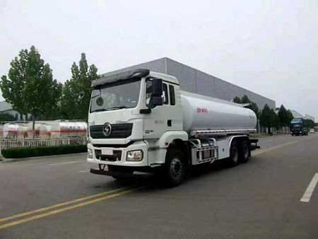 Shacman benzovoz 20 kub