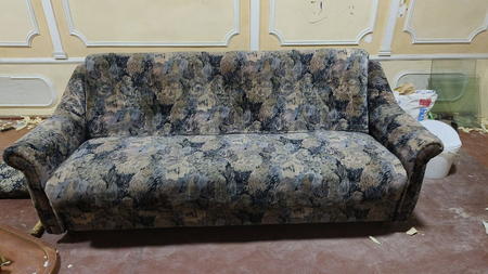 Yaxshi divan 400som