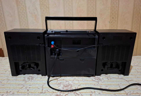 Магнитола  Toshiba BomBeat RT-SX35