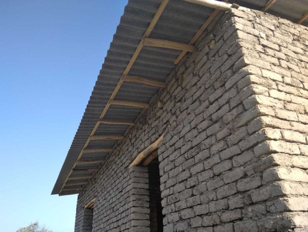 2 хонали уй, ховлижой сотилади