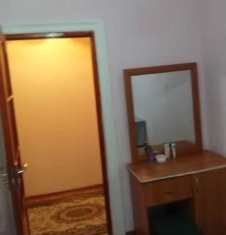 (К127144) Продается 5-ти комнатная квартира в Шайхантахурском районе.