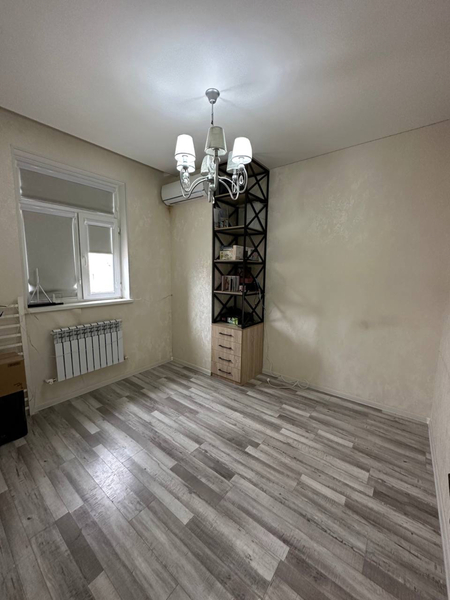 Продается 4-х комнатная квартира в новостройке ул. Паркентская