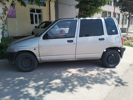Tico 2003 год сотилади