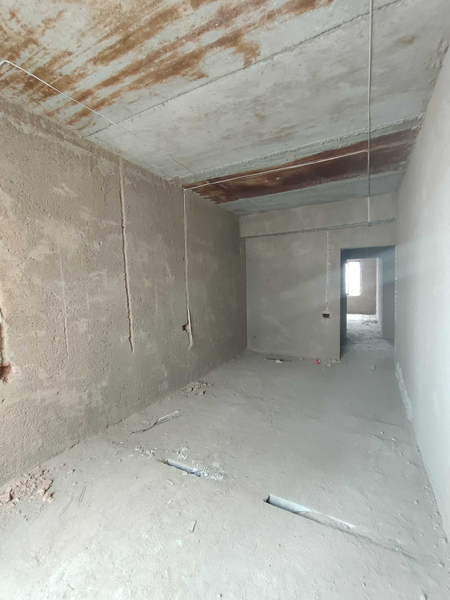 Срочно продаётся коробка 77м2 2-ка. СамГАСИ