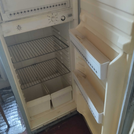 Продам б/у холодильник в рабочем состоянии