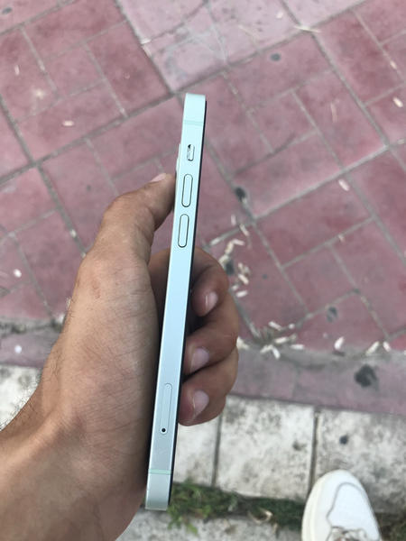 iphone 12.  128gb