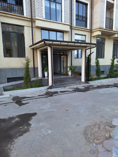 Продаётся 3 комнатная квартира на Югнаки,  Новостройка коробка