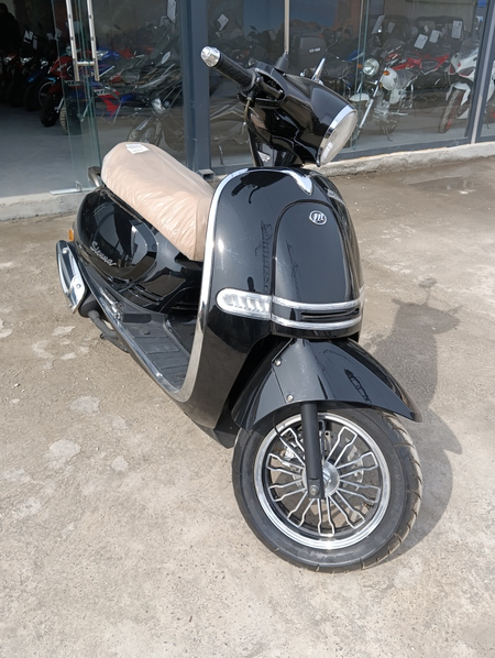 LIFAN LF150T-2C (SIENNA) скутер