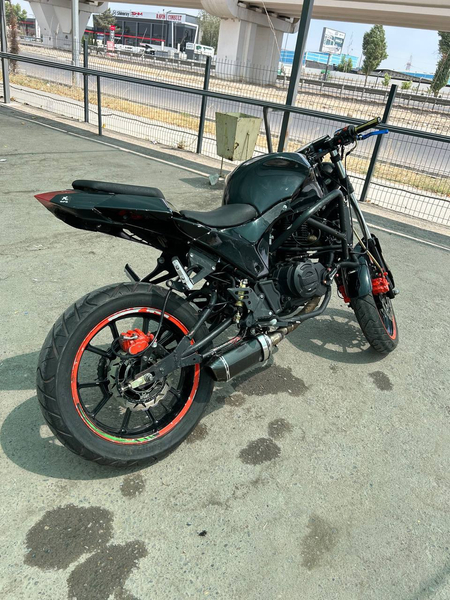 Kawasaki Monster Кавасаки Монстер мотоцикл