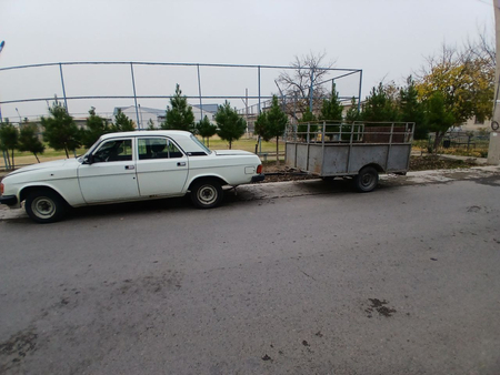Gaz 3129 sotiladi