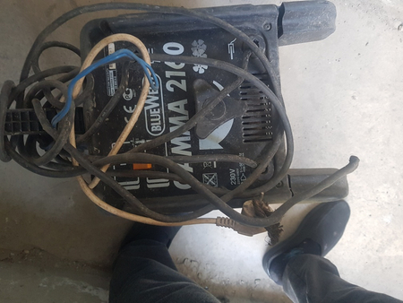 Svarka aparat 220w