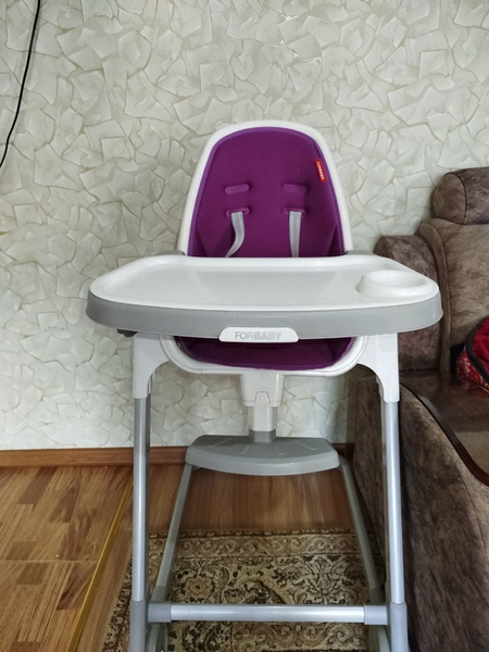 Продается детская коляскаи детский стулчик
