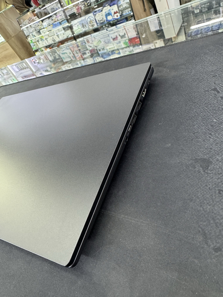asus vivobook 16