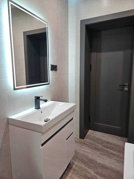 Продается квартира с ремонтом 2в3/3/4