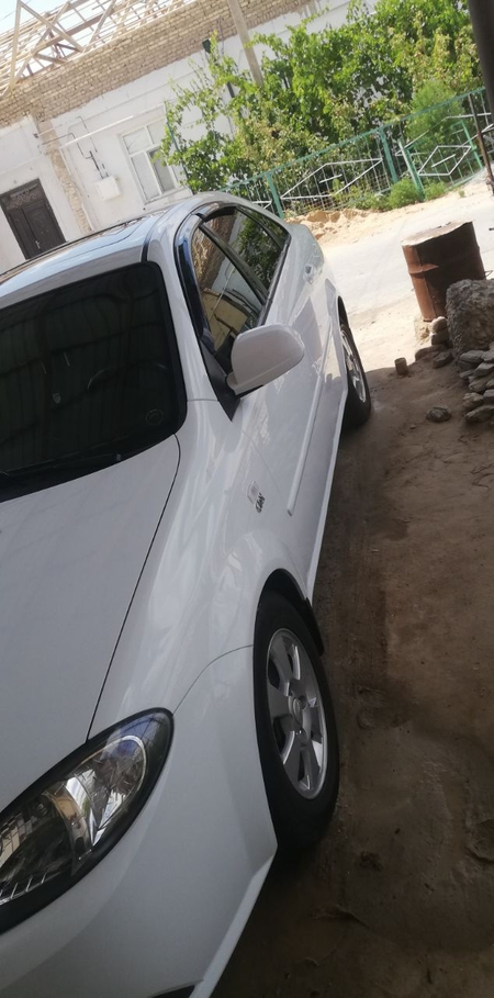 Chevrolet-Lacetti Gentra 1.5