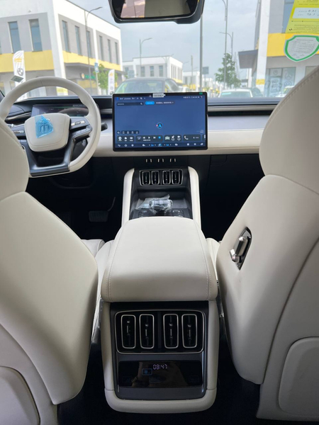 BYD Song L 2024