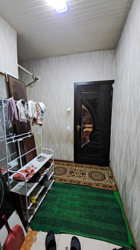 Продаётся 1/2 комнатная квартира 1хонали уй 2 хона киланган Занги Ота