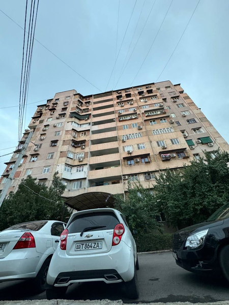 Продается квартира 2/5/12\\n Ориентир Паркентский рынок