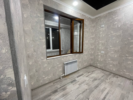 Sotiladi 1 xona 3 xona qilingan evro remont