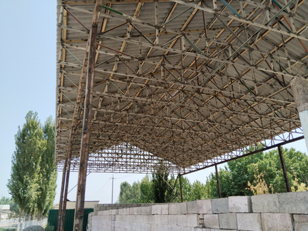 Барча махсулот узимиздан том навес парниклар курамиз