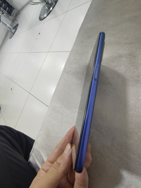 REALMI 6 8/128 gb