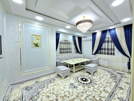 Продается 3 ком. Квартира на 8 этаже площадью 81 кв.м. В Вокзале